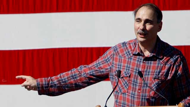 Axelrod shaves trademark mustache for charity | Fox News