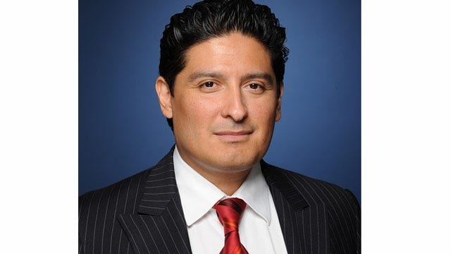 FOX's Latino Family: Vincent Cordero Inducted into HSF Alumni Hall of ...
