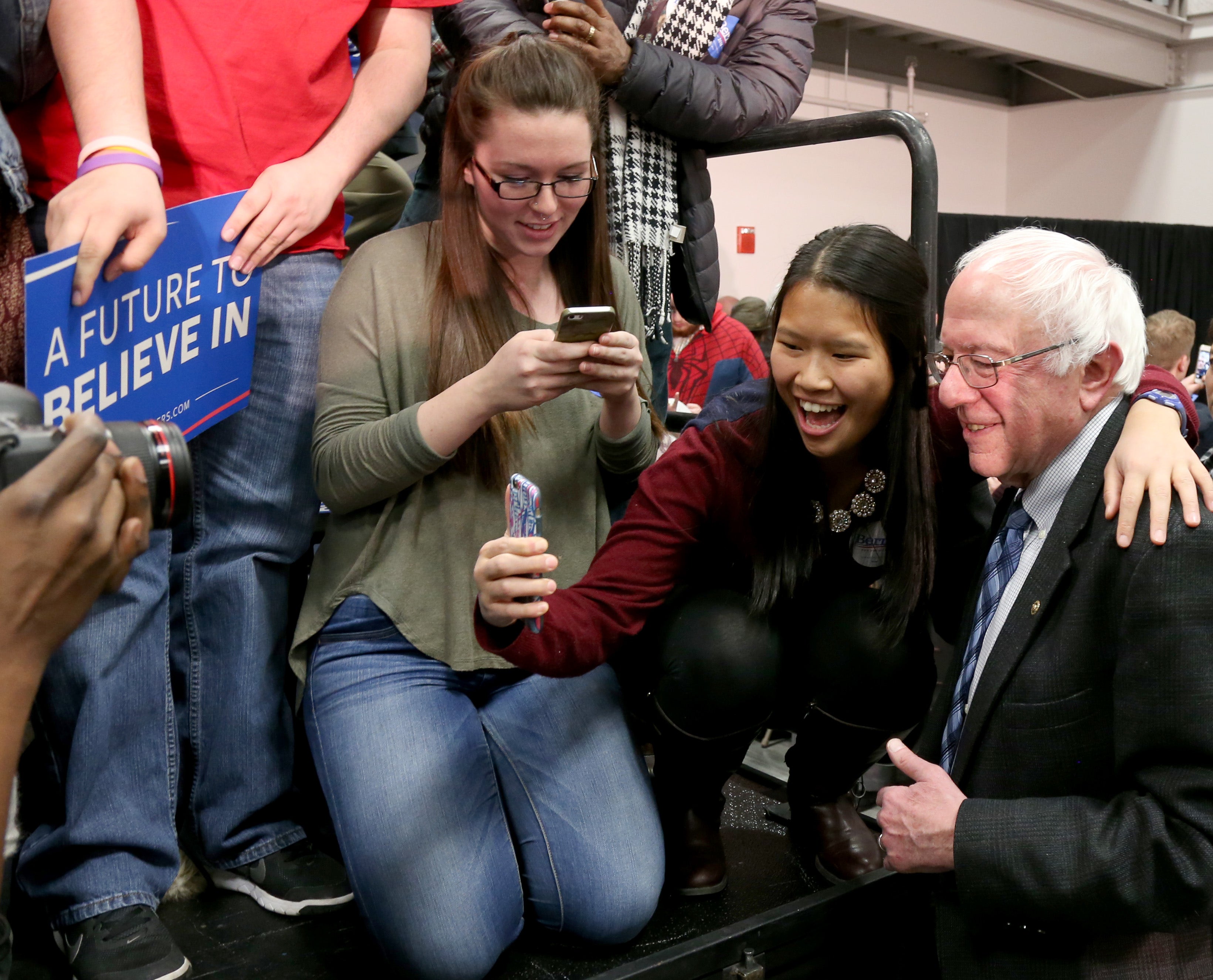 Sanders vowing to break up banks during first year in office | Fox News