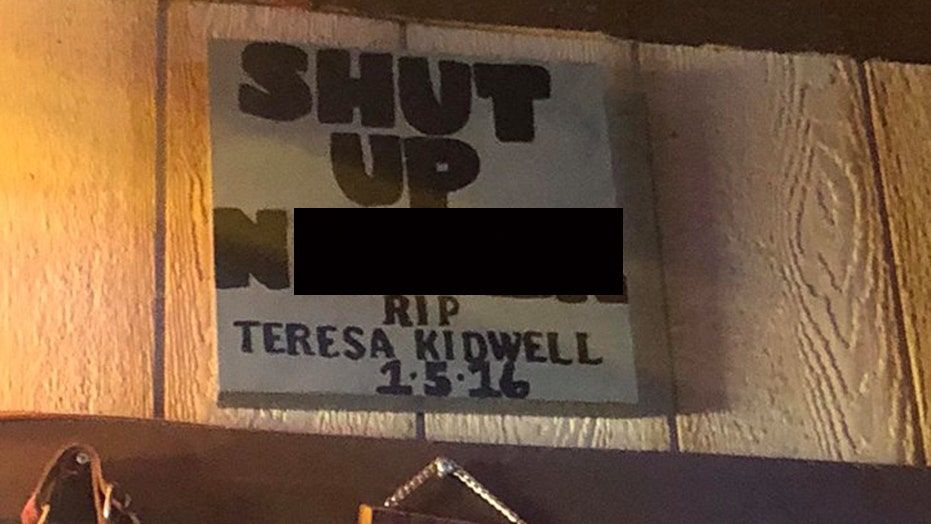 Texas bar removes 'disgusting' sign with racial slur after patrons ...