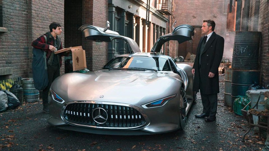 Batman gets stunning Mercedes in next month's 'Justice League' and ...