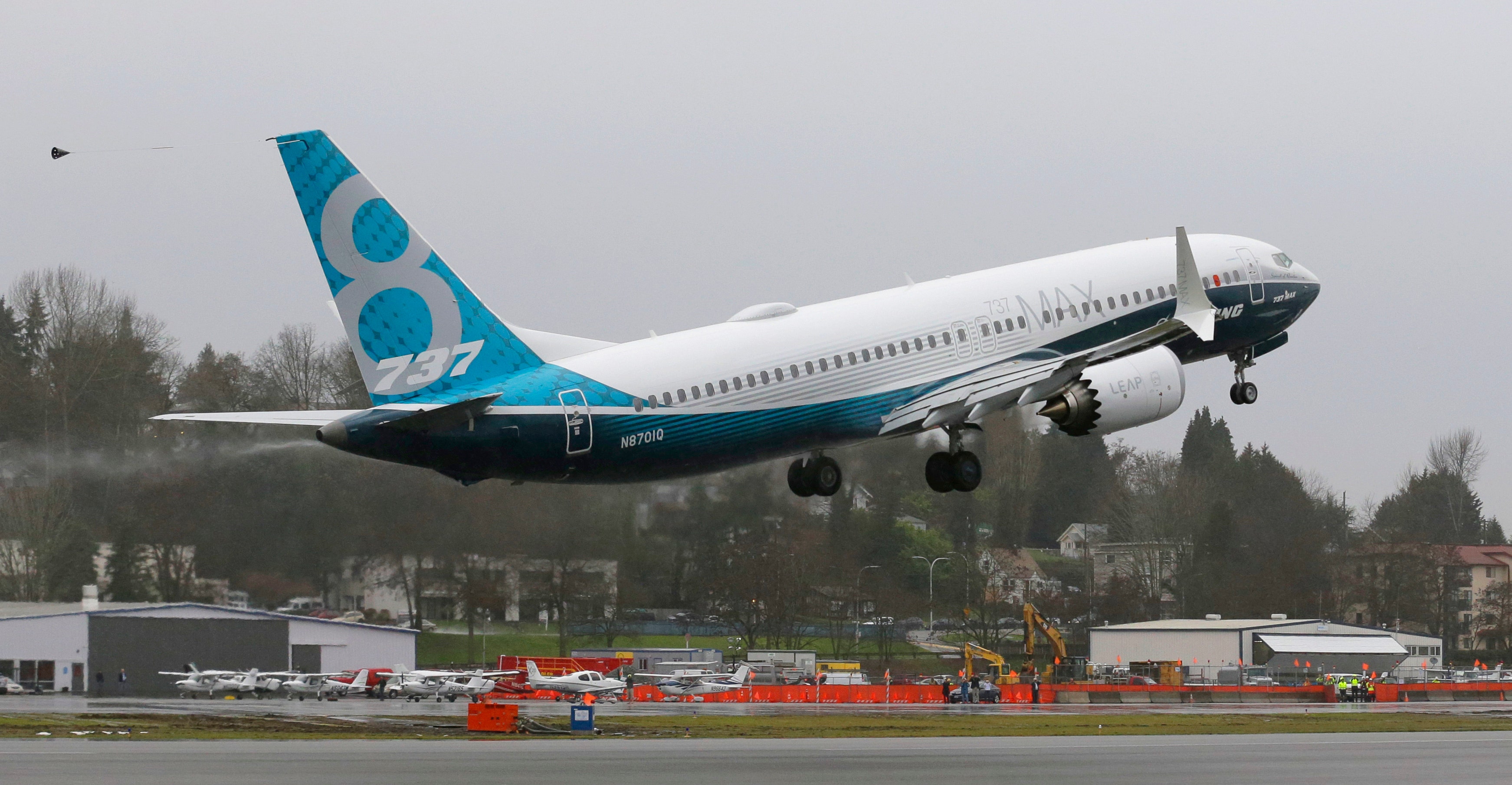 Boeing's new 737 MAX plane takes its maiden flight | Fox News