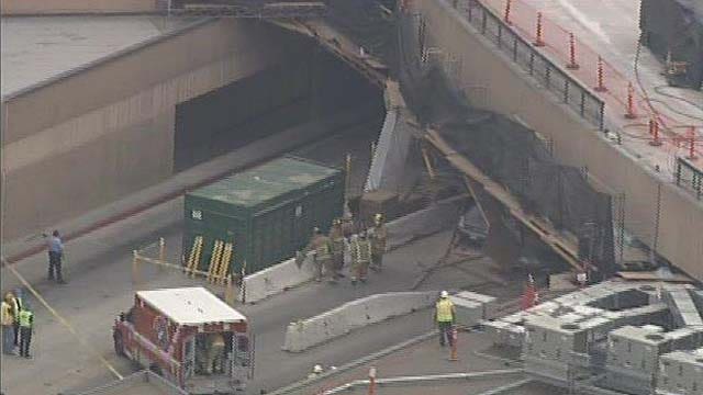 Roof Collapse Injures 17 and Shuts Down Busiest Border Crossing into US ...