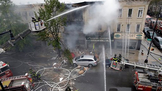 FDNY: 1 dead, 3 others injured in apparent gas blast