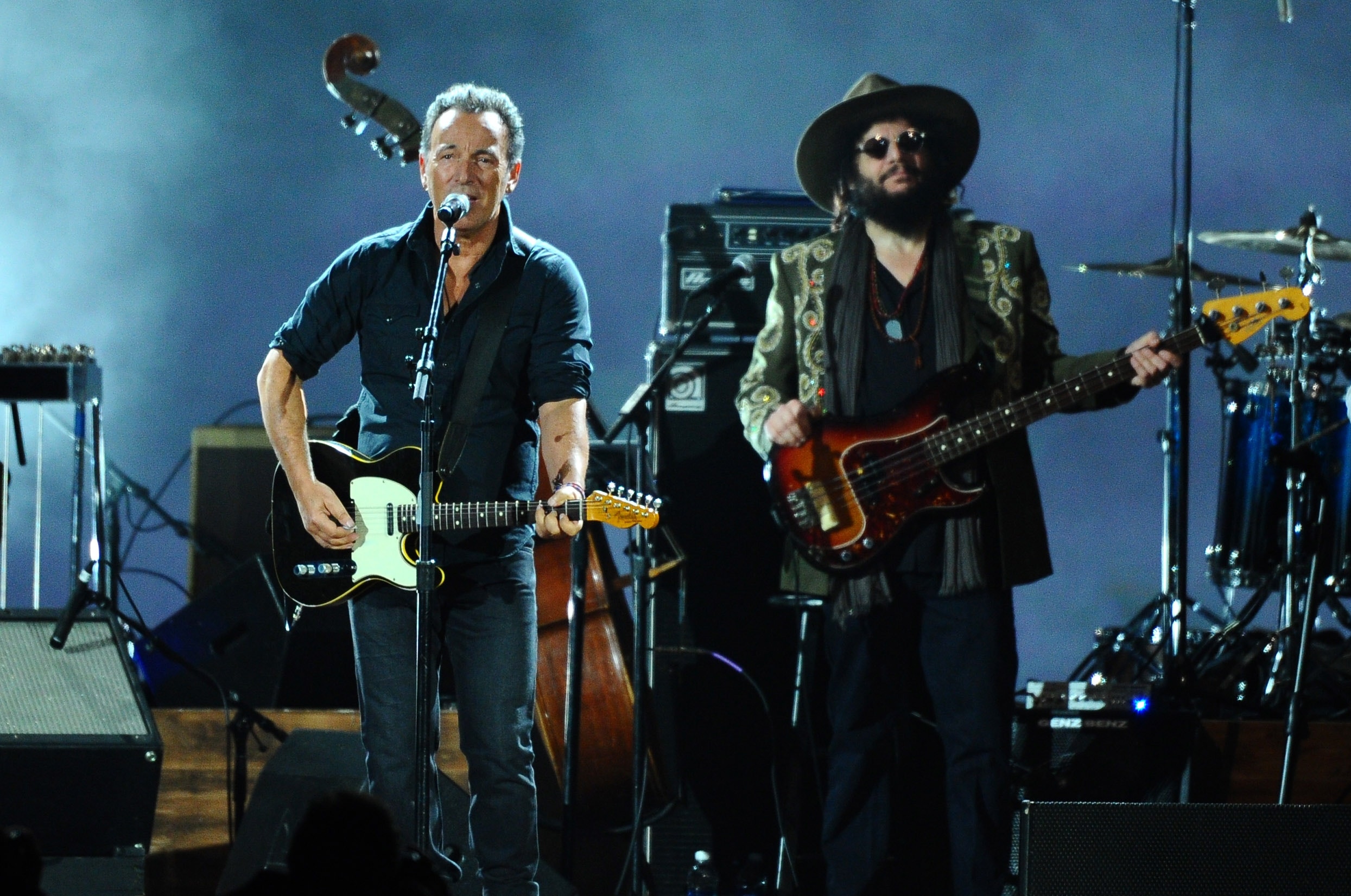 Springsteen, Neil Young and others pay tribute to Bob Dylan | Fox News