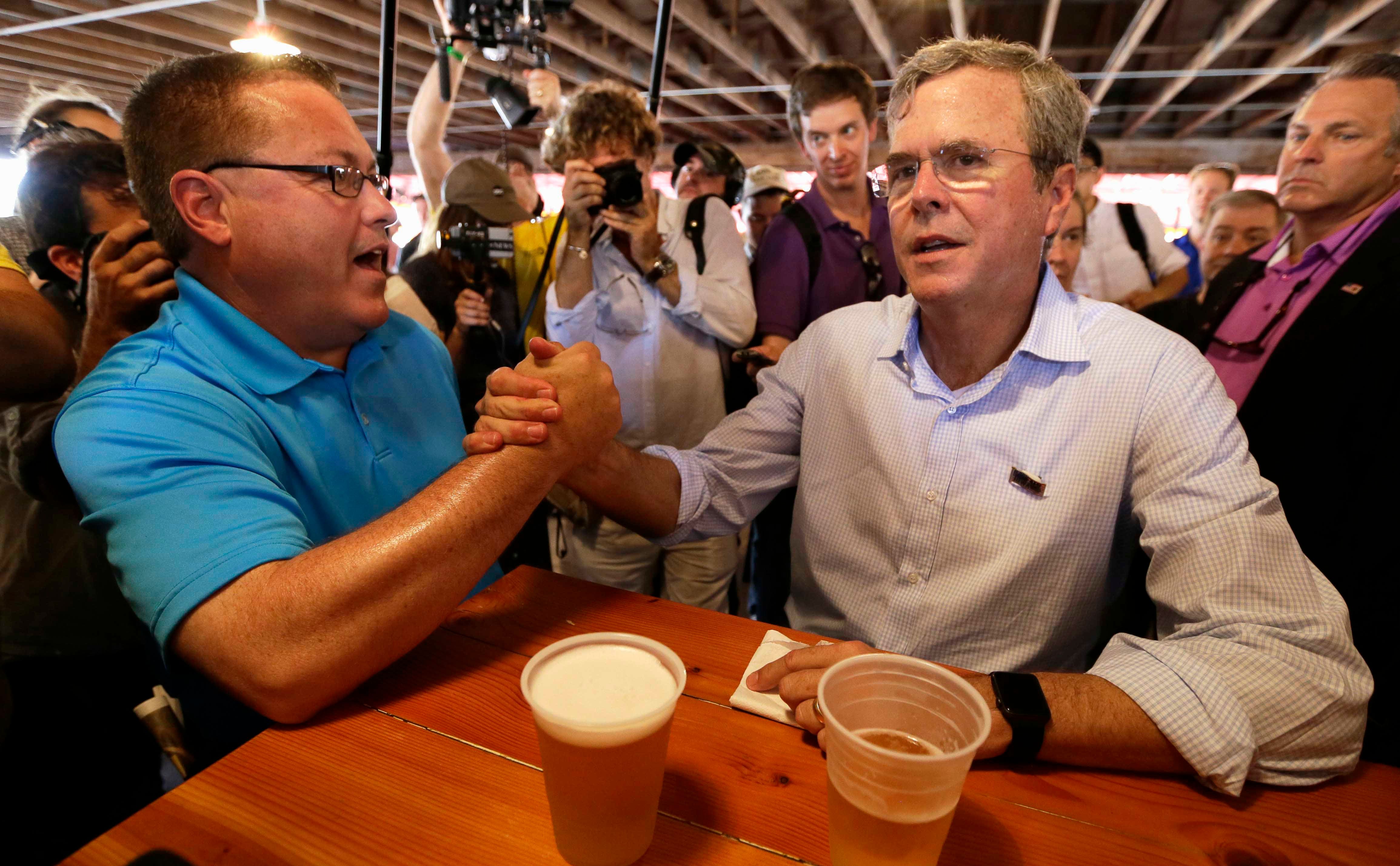 With beer and pork chops, Jeb Bush stumps at Iowa State Fair | Fox News