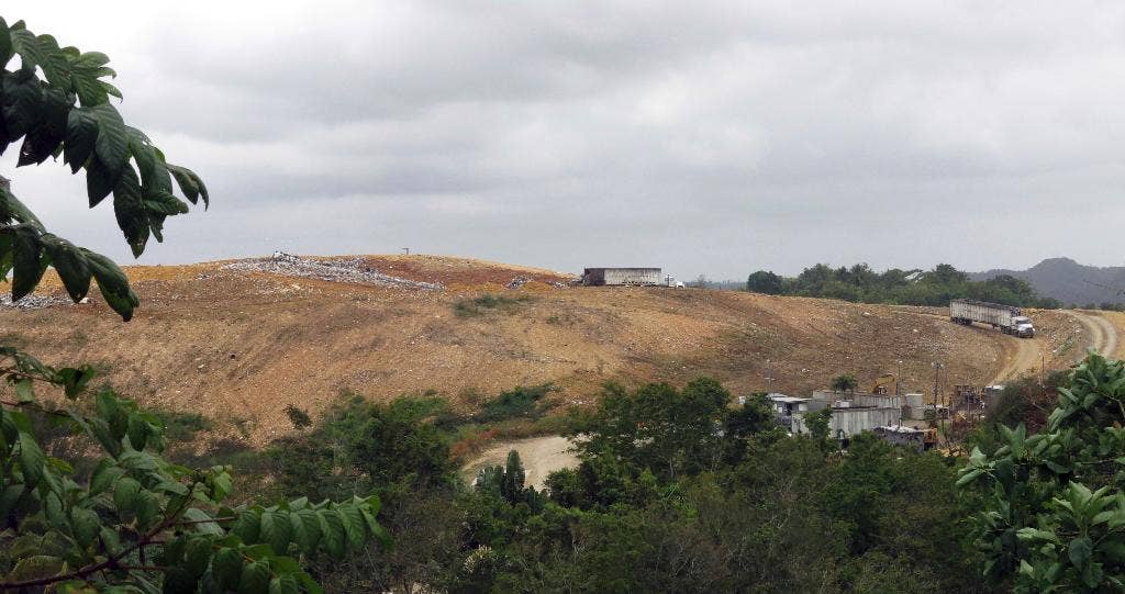 Overflowing landfills choke Puerto Rico amid economic crisis | Fox News