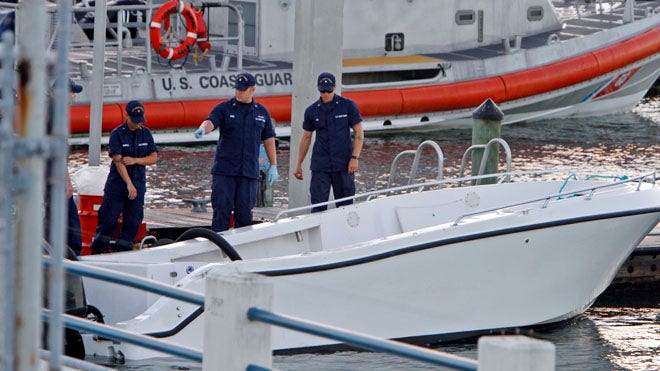4 dead, 11 in custody after boat capsizes off Florida coast | Fox News
