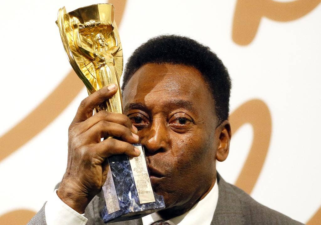 'Everybody needs money': Pele cashes in on memorabilia | Fox News