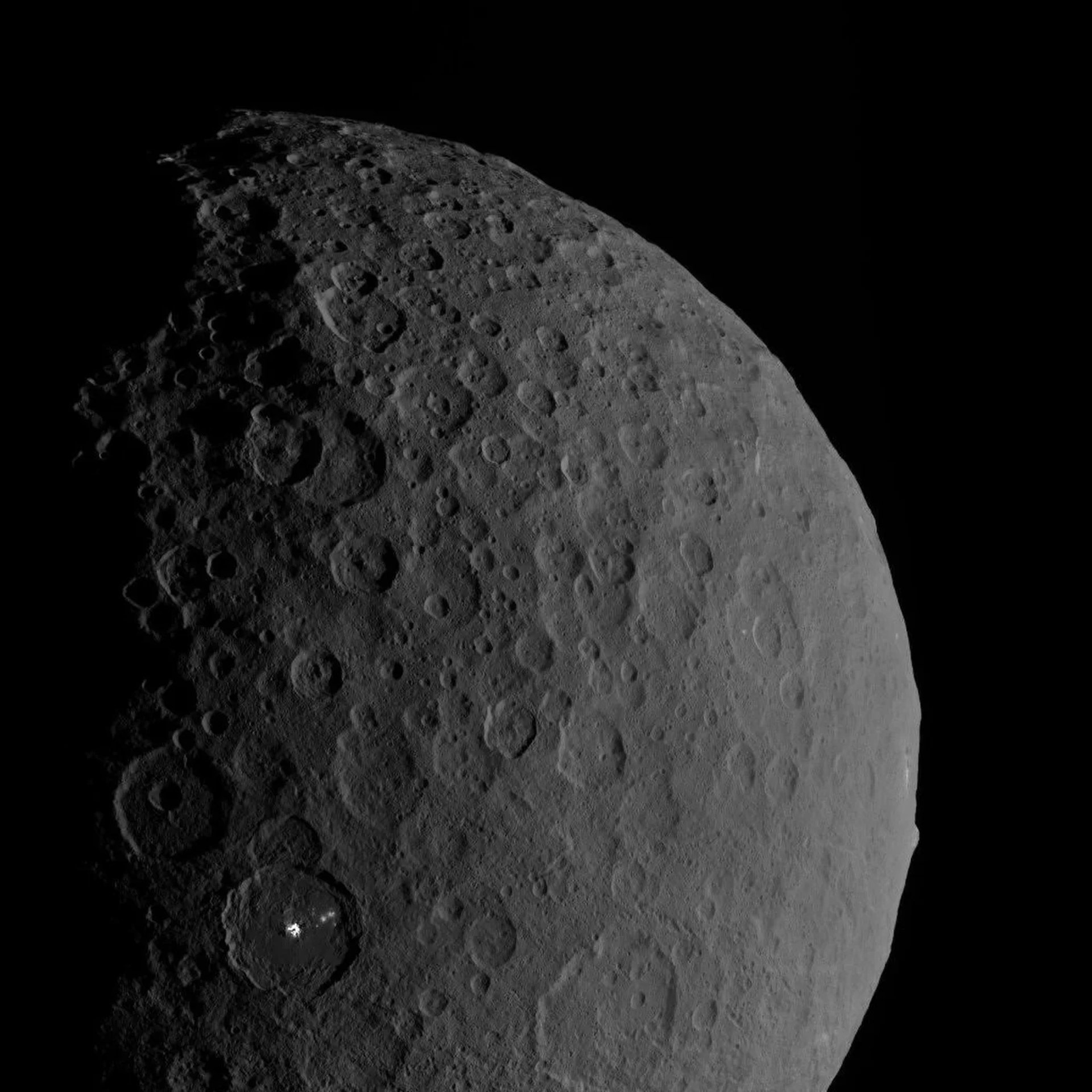 Massive ice volcanoes once covered dwarf planet Ceres eons ago | Fox News