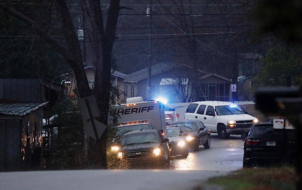 Suspect in 3 slayings dead after Georgia motel standoff | Fox News
