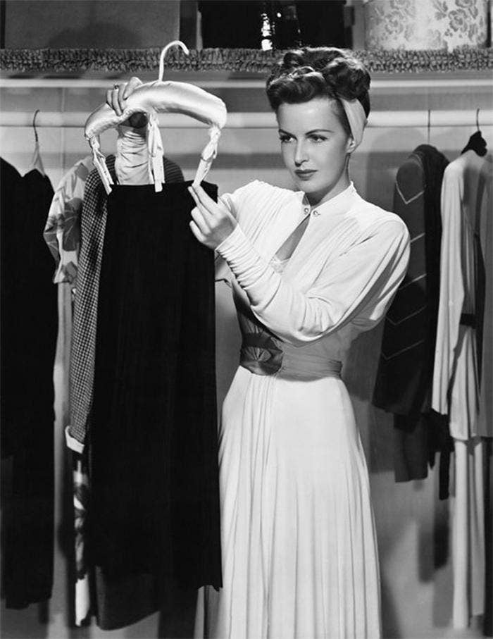 Declutter Your Closet: A 30-Second Tip | Fox News