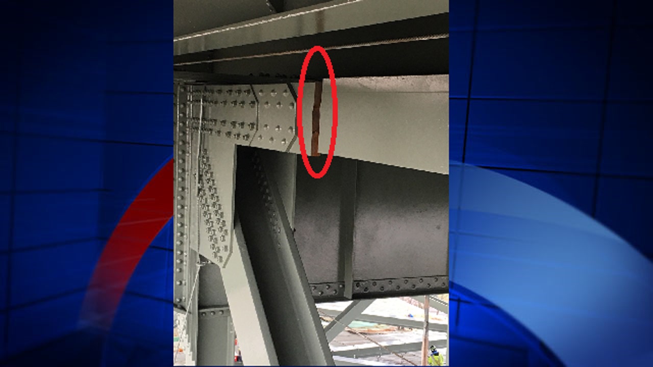 Drivers warned of 'extreme' delays due to cracked bridge between New ...