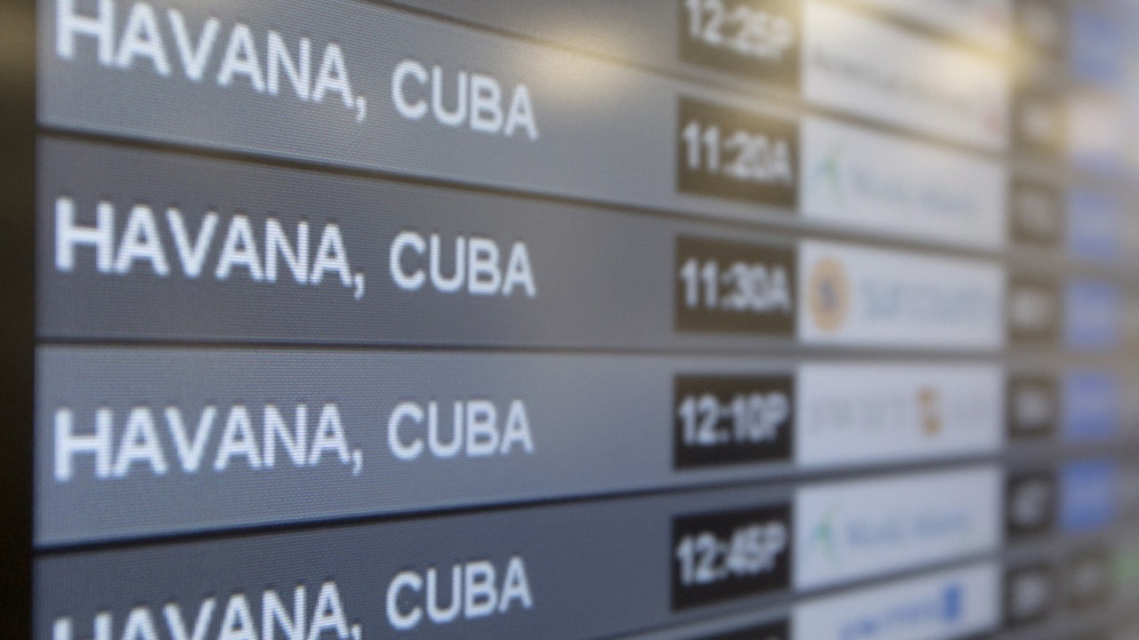 US, Cuba sign deal on commercial flights | Fox News