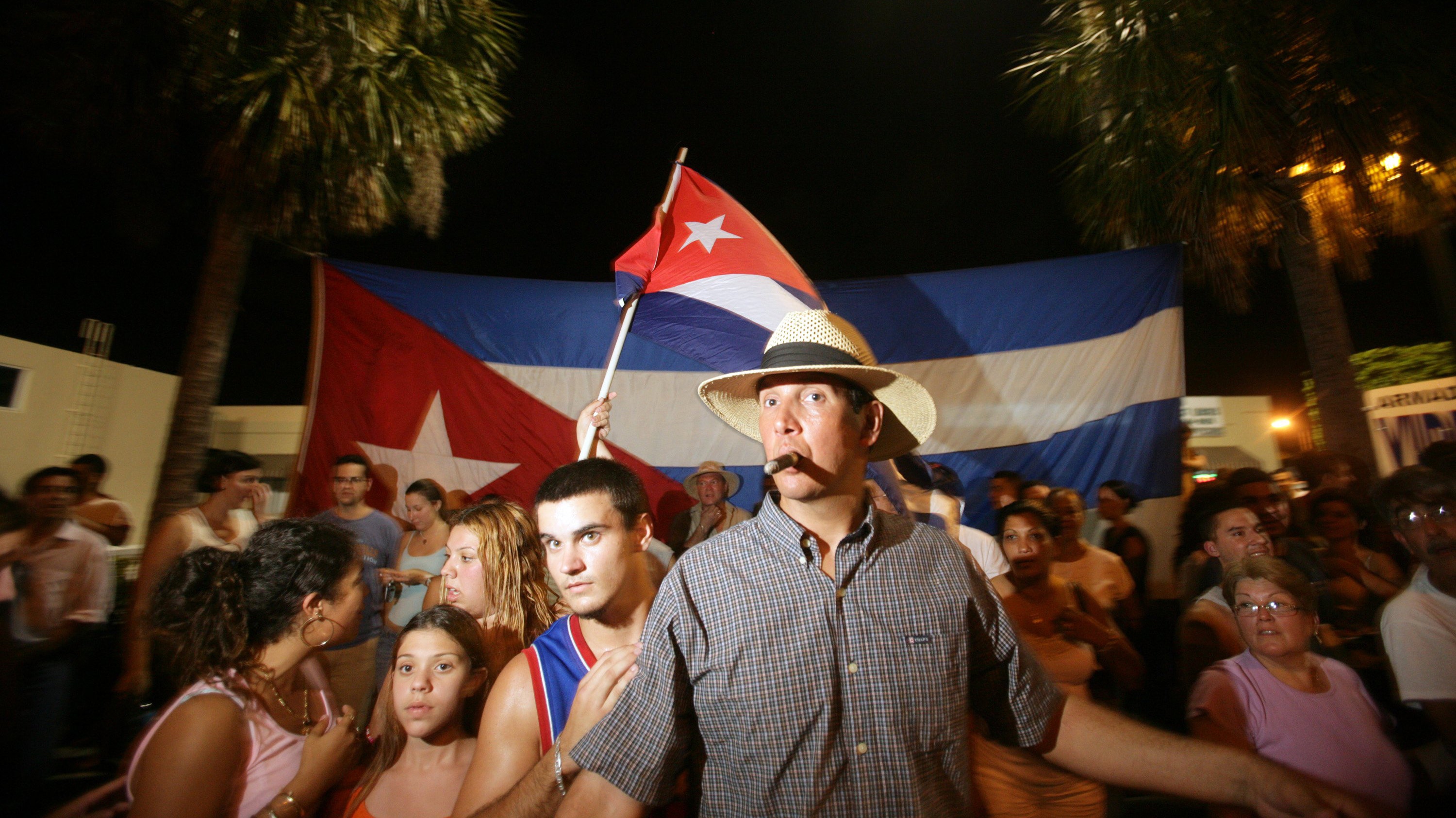Salvadorans Overtaking Cubans As Third-Largest Hispanic Group In The U ...