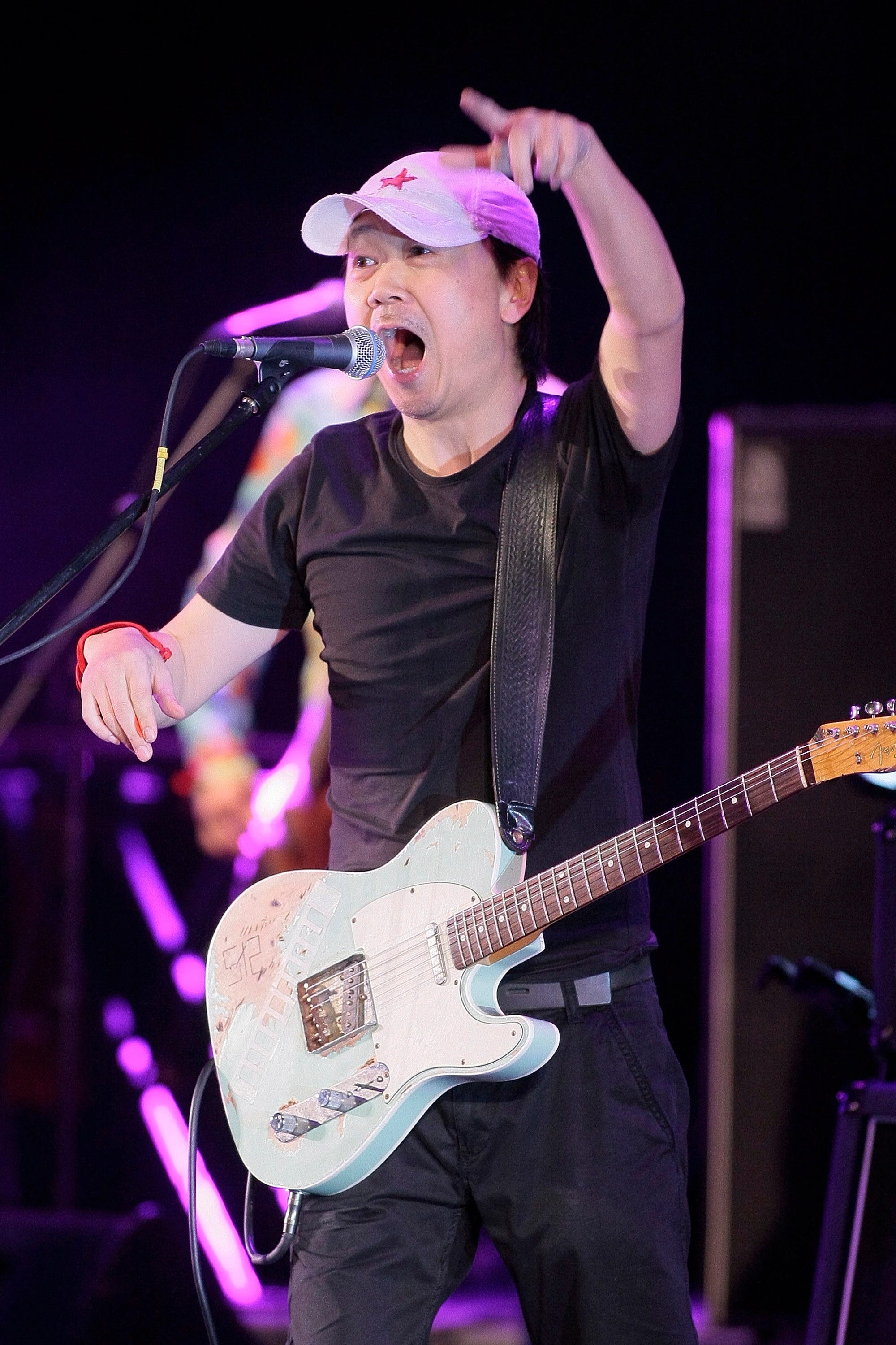 Cui Jian refuses to perform on variety show after being denied | Fox News