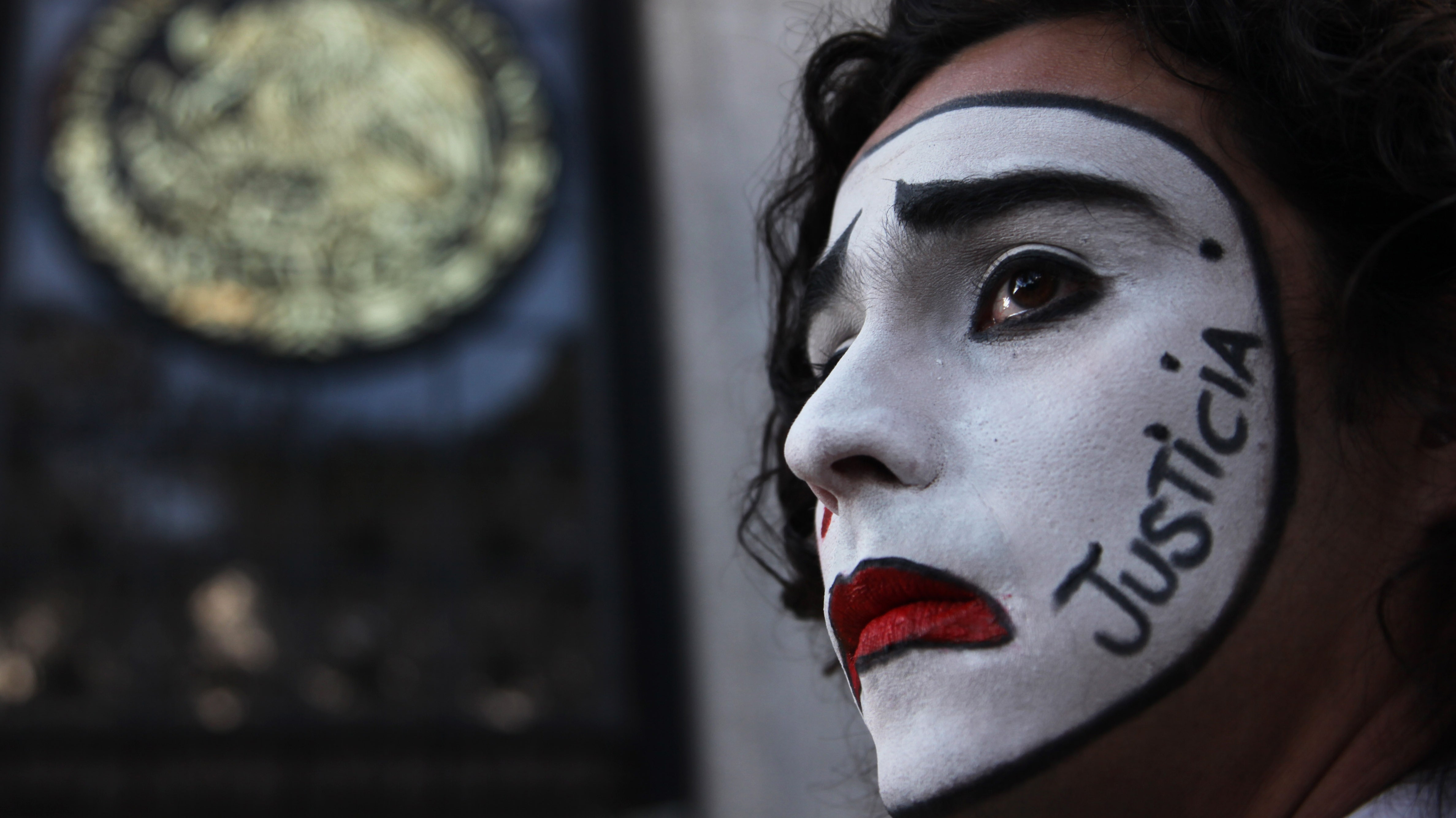 Arrests at Mexican protest over missing students draw criticism from ...