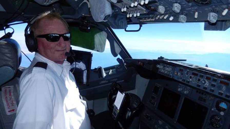 Former Alaska Airlines pilot pleads guilty to flying under the ...