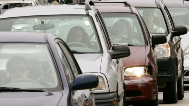 U.S. Highway Deaths Fall to 60-Year Low | Fox News