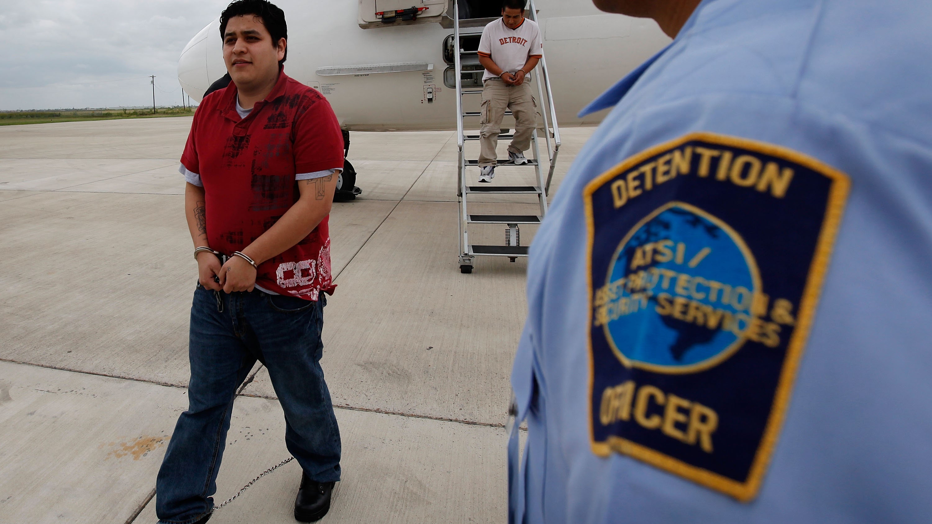U.S. May Bring Thousands of Deported Mexicans Back Under Settlement ...