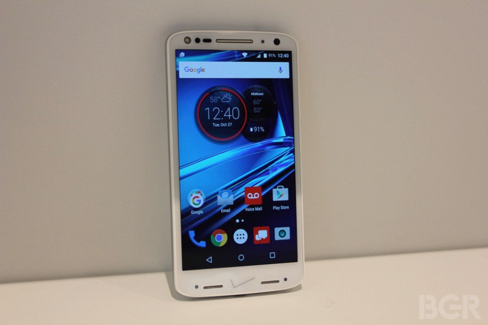 Motorola's Droid Turbo 2: Hands-on with the world's first shatterproof ...