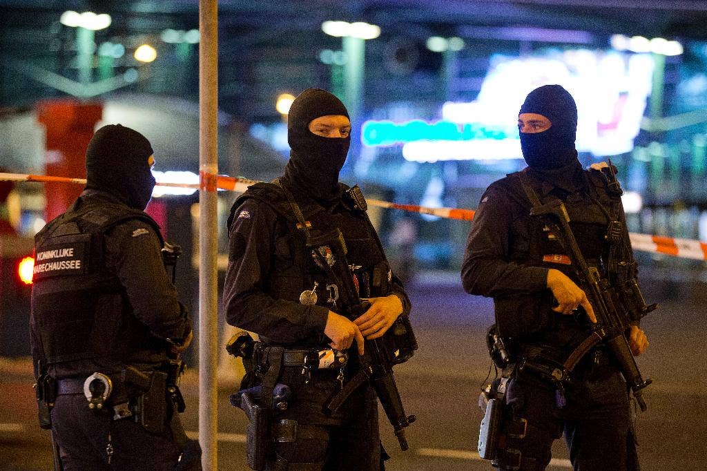 Dutch scale back extra security at Amsterdam airport | Fox News