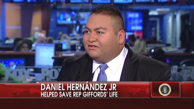 Gabrielle Giffords' Intern, Daniel Hernández, Receives Heroism Award ...