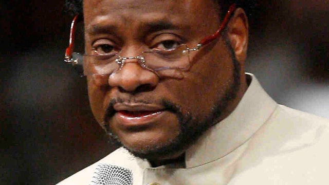 Eddie Long Takes Leave From Atlanta Megachurch Due to 'Family Issues ...
