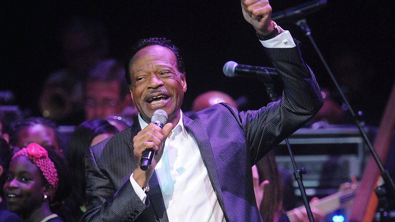 Gospel star Edwin Hawkins, known for 'Oh Happy Day,' dies | Fox News