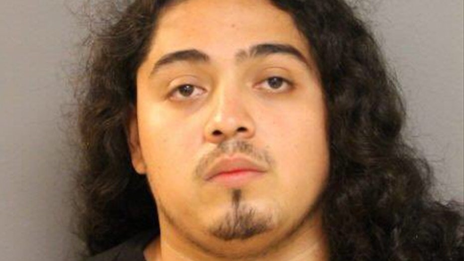 Convicted felon, gang leader charged in shooting of ATF agent in ...