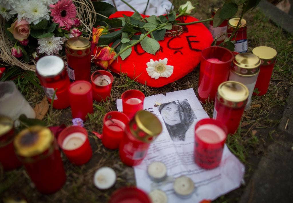 Autopsy shows inconclusive in case of German woman killed for defending ...