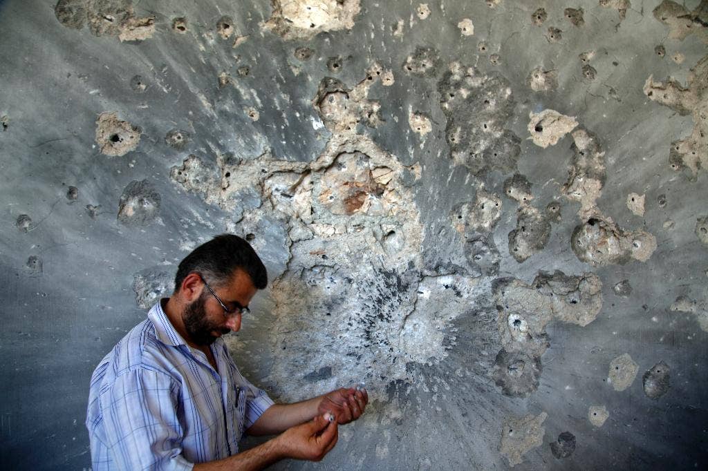 Syrian troops besiege rebel-held parts of Aleppo | Fox News
