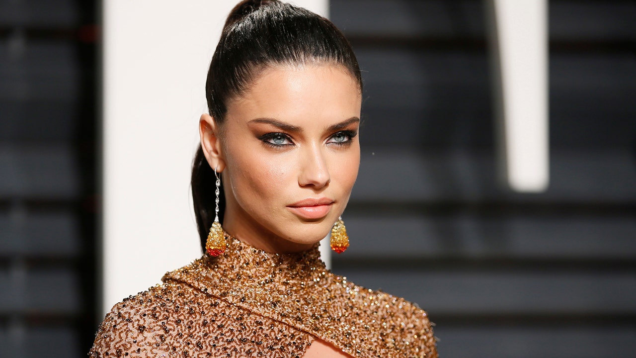 Adriana Lima Is Reportedly Single Again Fox News