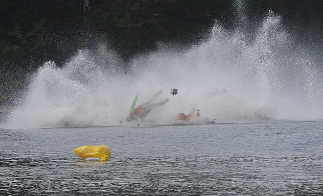 Speed boat crash in Massachusetts leaves 1 dead, 1 critical | Fox News