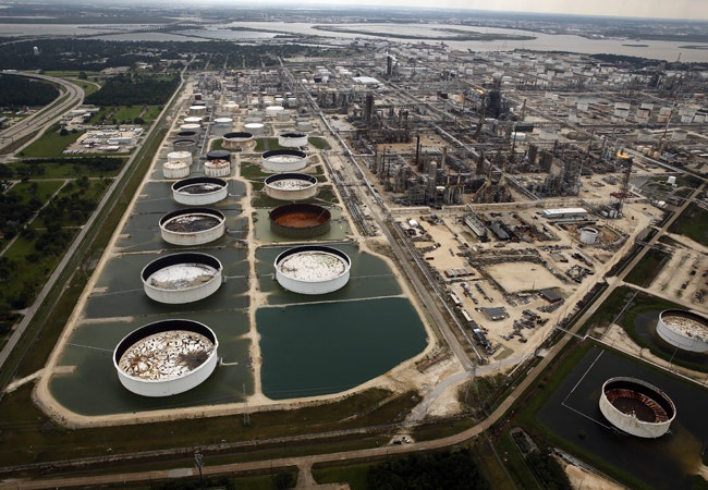 Exxon working toward restarting Baytown refinery, the second-largest in ...