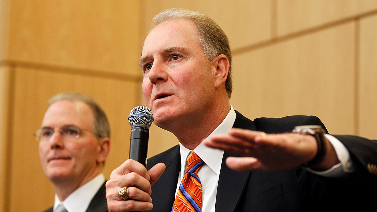 Southwest CEO expresses 'deepest sympathies' over passenger death | Fox ...