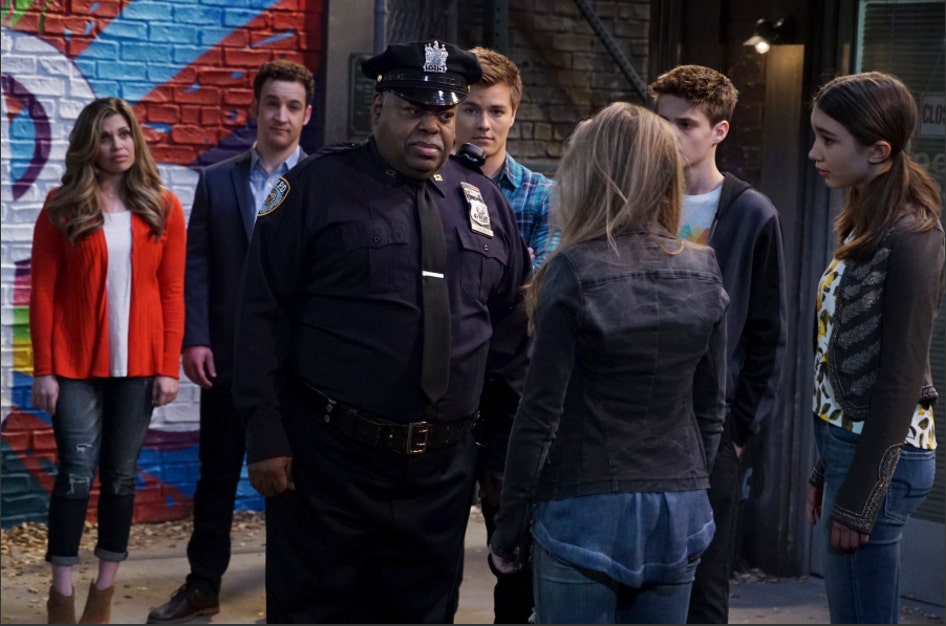 Disney's 'Girl Meets World' celebrates police officer, viewers take ...