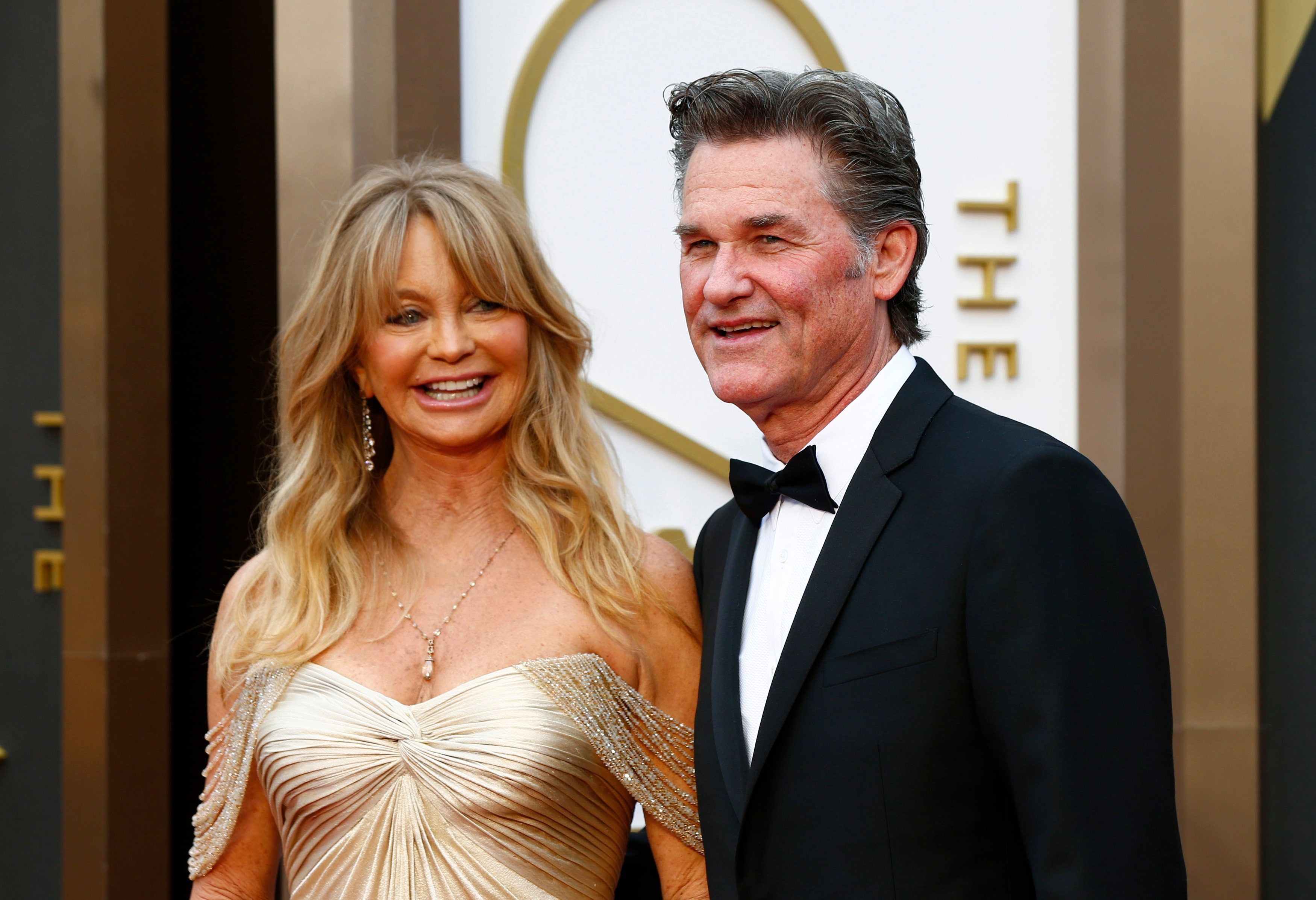 Goldie Hawn’s Shaved Head: A Powerful Symbol of Strength and Unity in ...