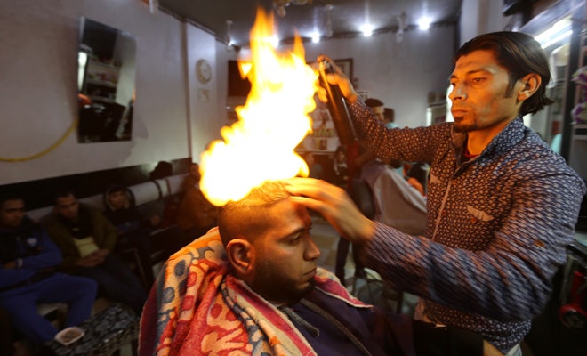 A cut above? Barber styles hair with a blowtorch | Fox News