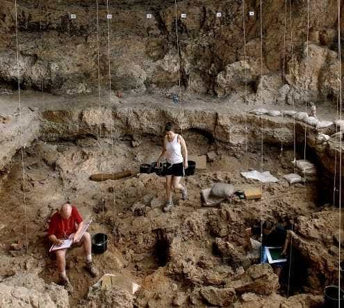 Mysterious burial: Archaeologists unravel ancient 'shaman' funeral ...