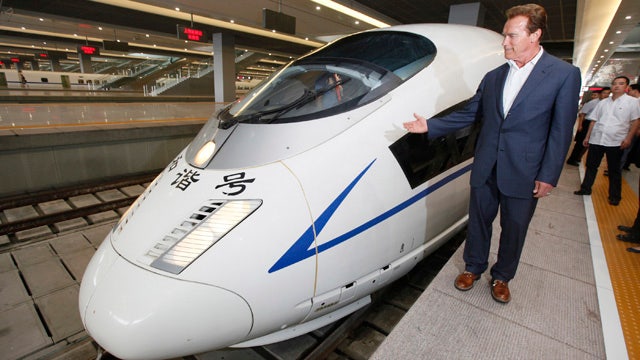 China's Super Train Trounces Speed Records | Fox News