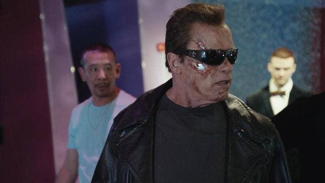 Arnold Schwarzenegger pranks fans as 'The Terminator' | Fox News