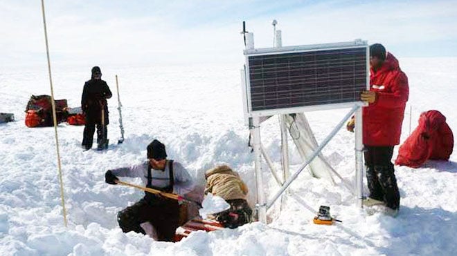 Breaking the ice: Earthquakes trigger Antarctic 'icequakes' | Fox News