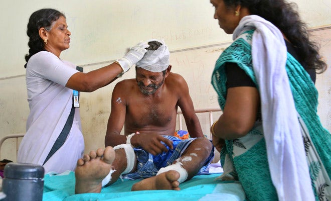 Indian police arrest 7 over temple fire that killed 116 | Fox News