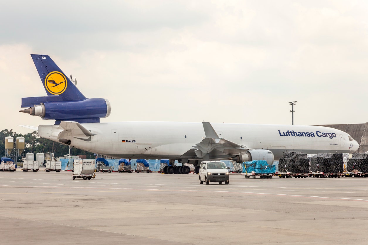 Robbers steal $5 million in airplane heist | Fox News