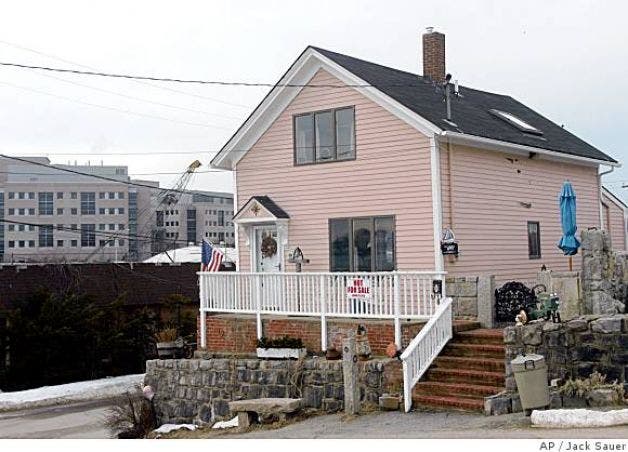 Seized property sits vacant nine years after landmark Kelo eminent ...