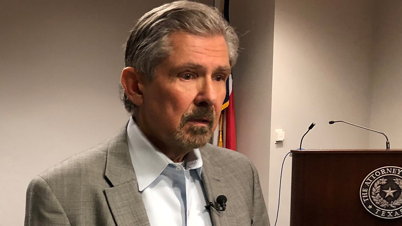 Texas father of death-row-inmate son who planned family murders asks ...