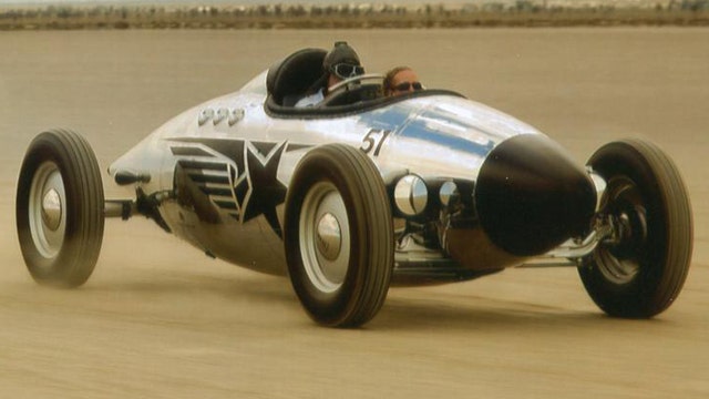 Giant salt flats racer built from airplane gas tank | Fox News