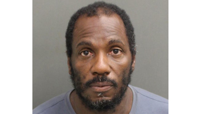 Florida Walmart shopper who killed diaper thief faces manslaughter ...