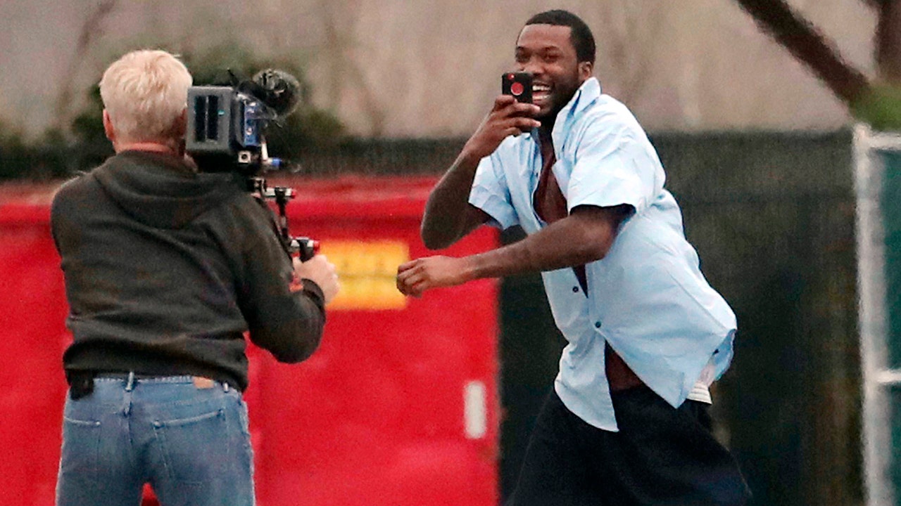 Meek Mill released from prison after high court order | Fox News